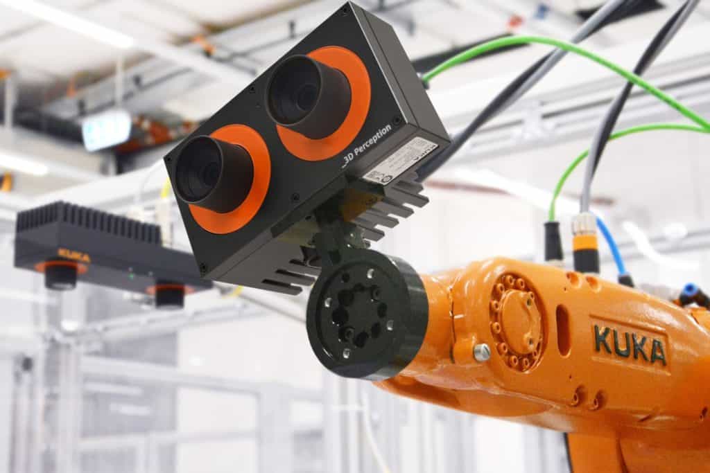 KUKA Roboter traz para a Expomafe 2019 o RoboCoaster e realidade virtual