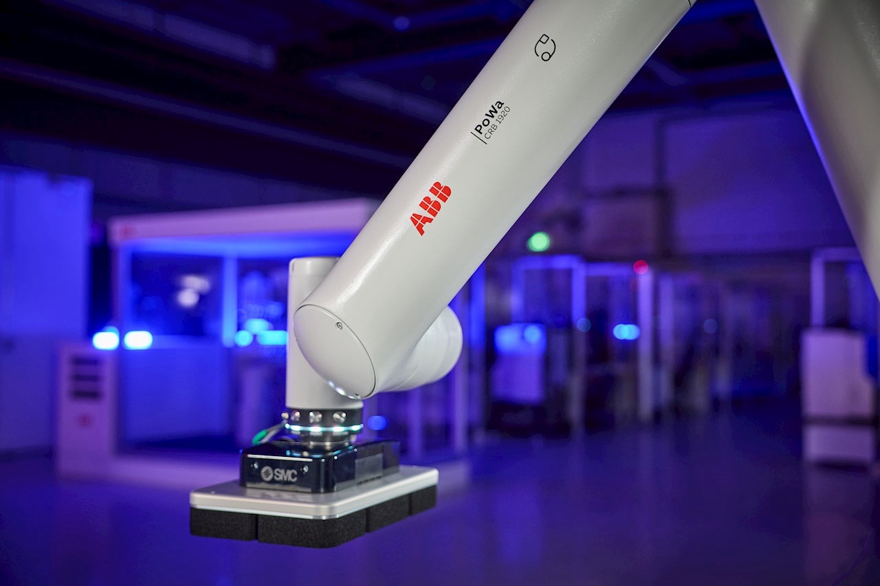 ABB lança cobots PoWa de alta velocidade com carga útil de até 30 kg